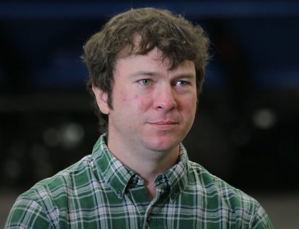 THE Oldest Operating Kinze Grain Cart – Kinze