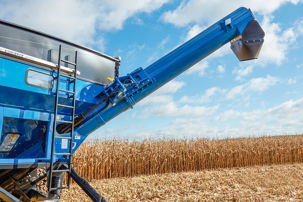 1051 Single Auger Cart – 1050 bushel – Kinze Manufacturing